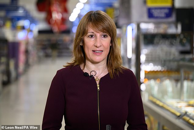 Protejamos a nuestras empresas familiares: Rachel Reeves ataca el ...