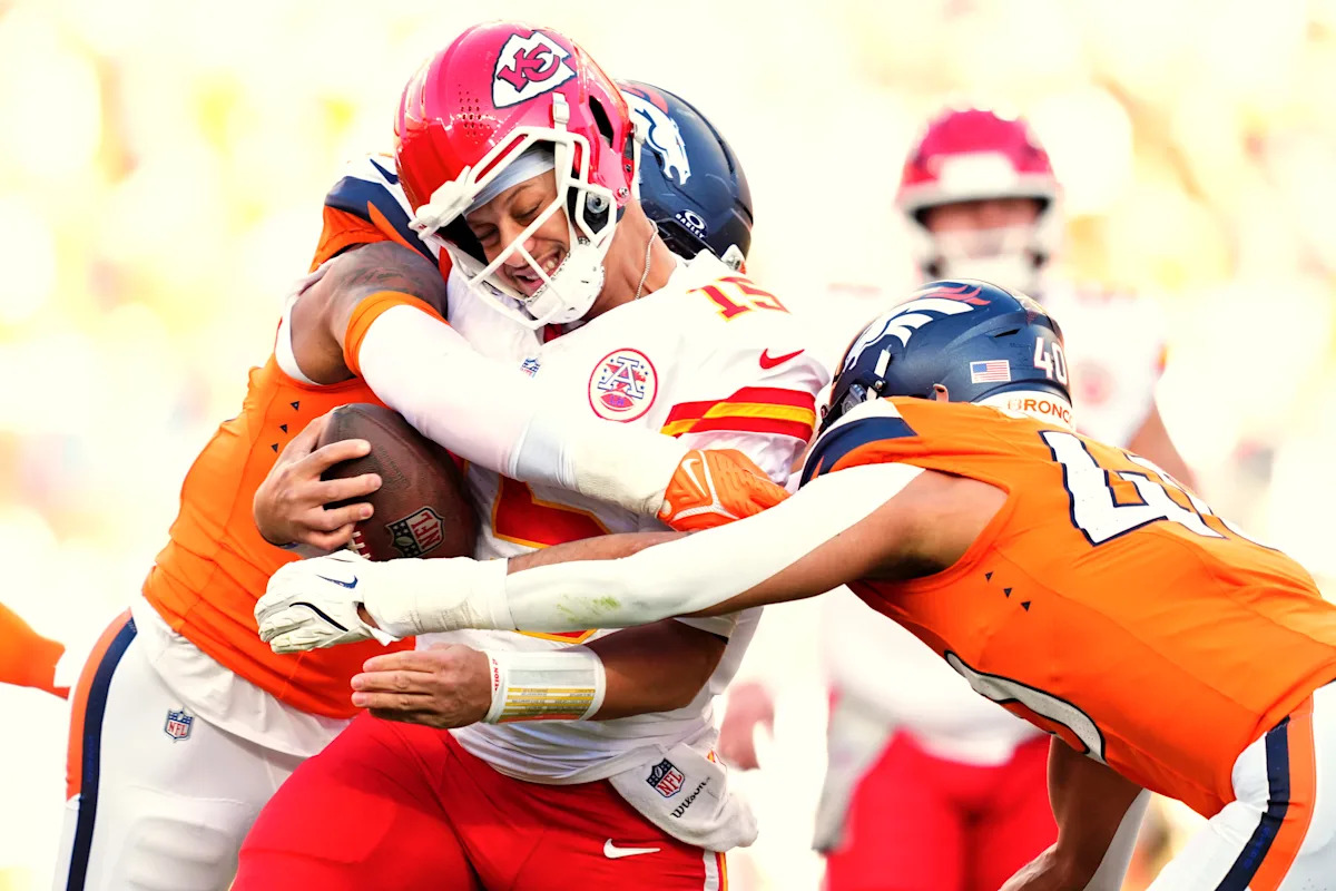 Los Broncos vencieron a los Chiefs en un thriller para tomar el mando ...