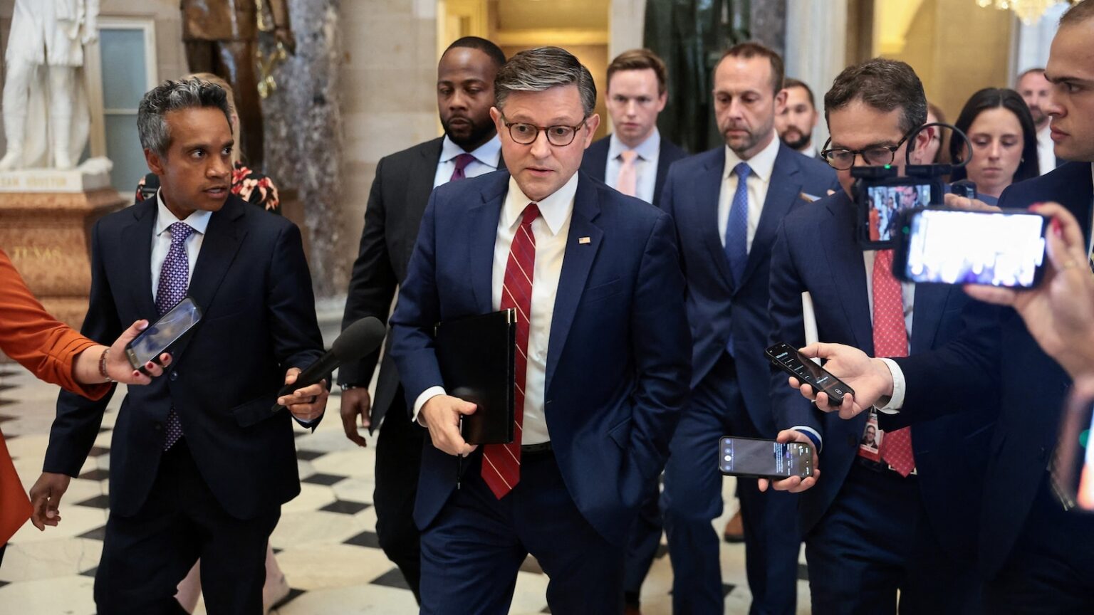 Panel de la Cámara avanza proyecto de ley de inmigración de $70 mil ...